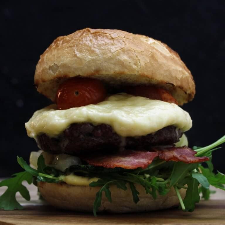 Raclette Burgers - BBQ Recepten - BBQ Junkie